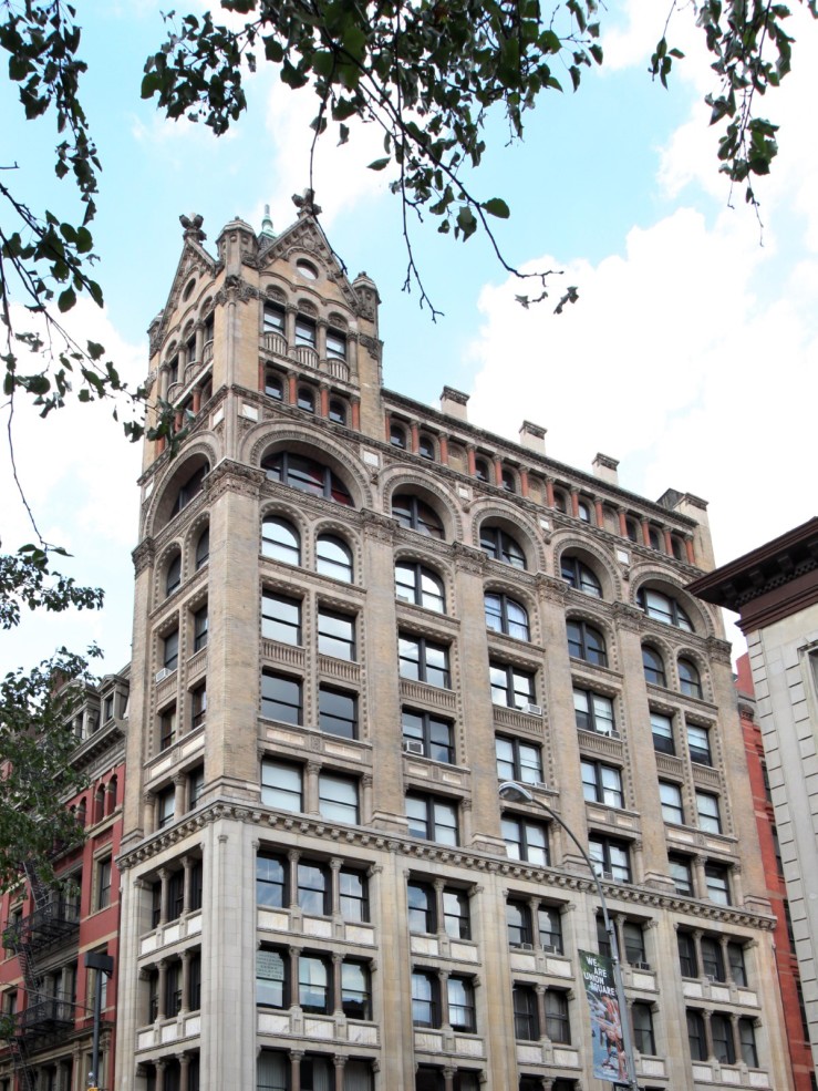 Property of the week: an apartment in NYC’s MacIntyre Building