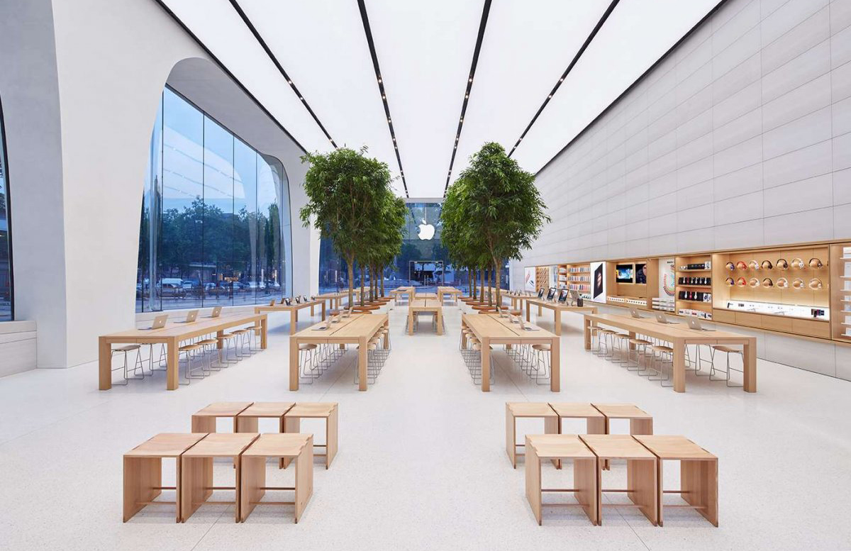 Apple store revamp, a billionaire’s bunker and more from across the web