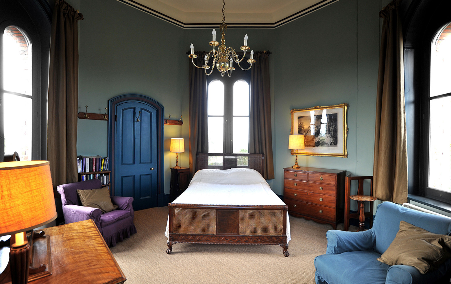 10 striking water tower conversions