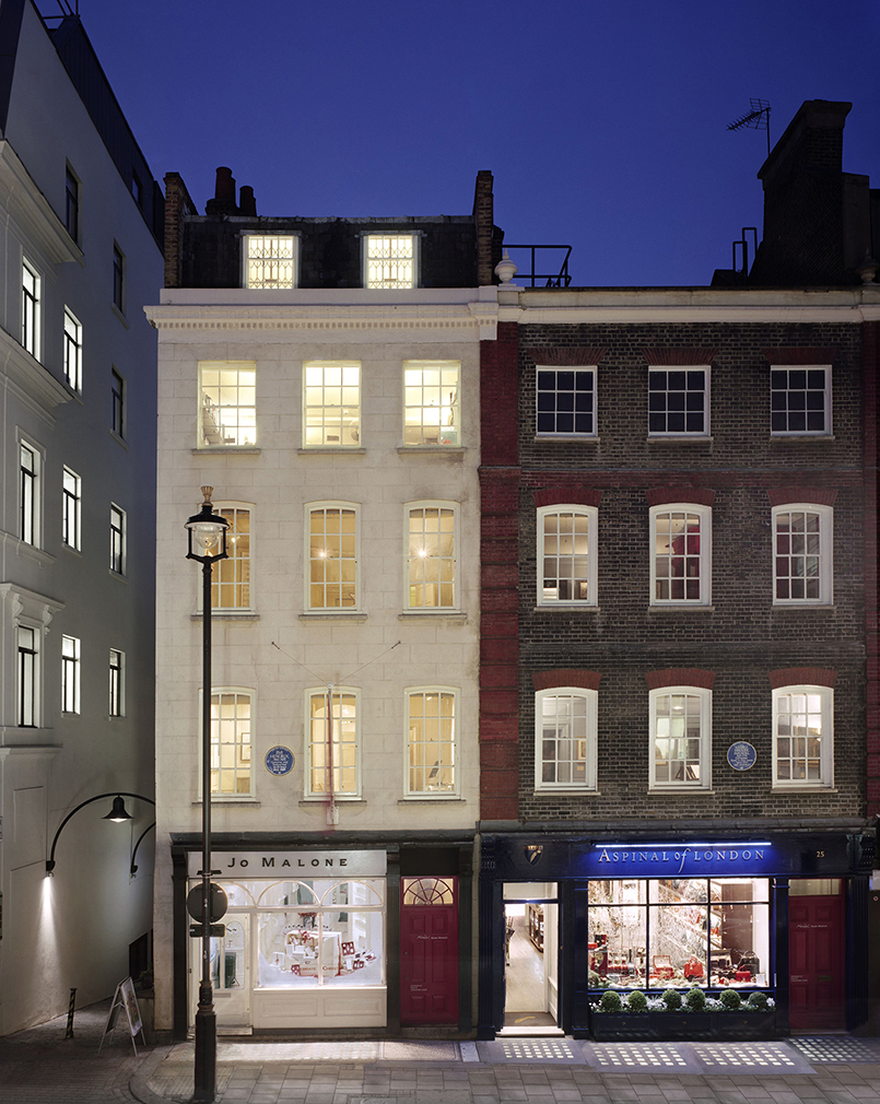 Jimi Hendrix’s London flat opens to the public - The Spaces