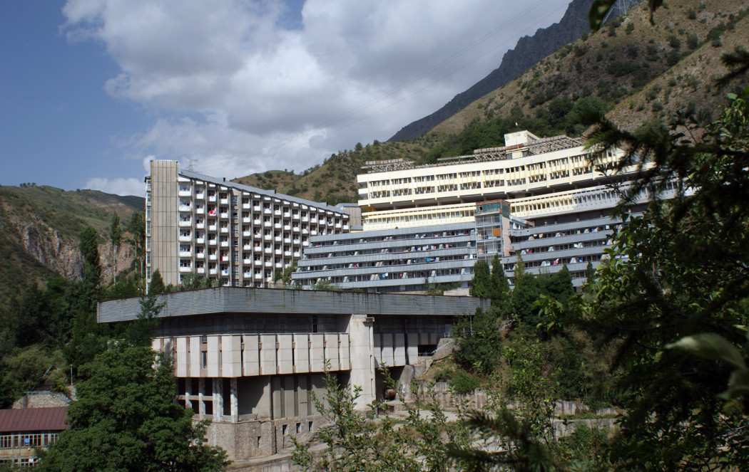 Soviet Sanatoriums: a Kickstarter mission to photograph the USSR's ...