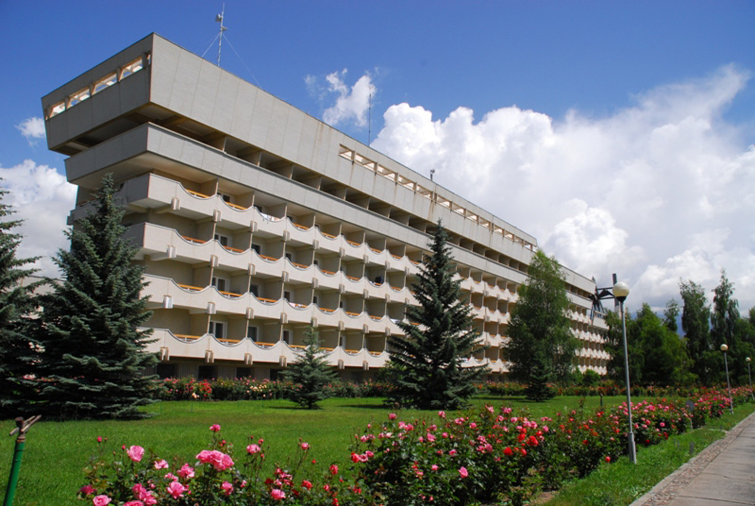 Soviet Sanatoriums: a Kickstarter mission to photograph the USSR's ...