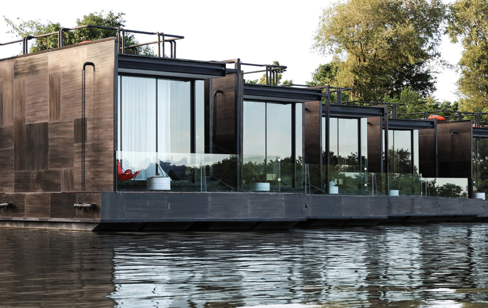 4 floating holiday homes to rent this summer - The Spaces