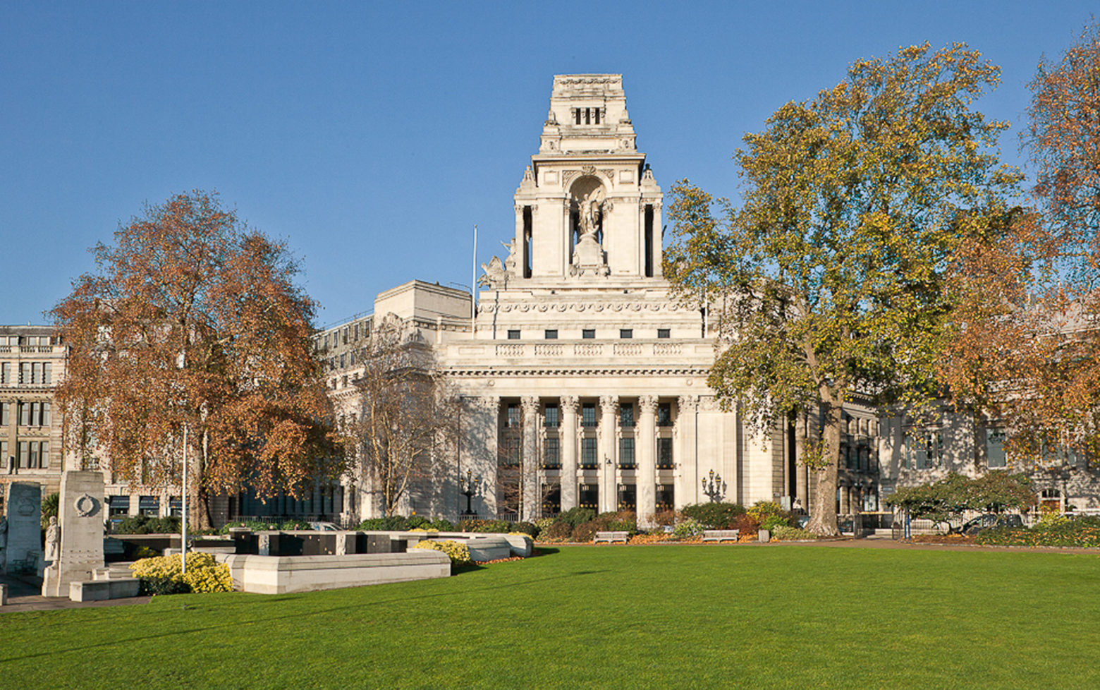 Glimpse life inside London’s Beaux Arts landmark Ten Trinity Square