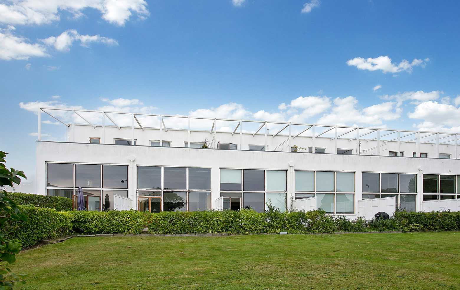 A home designed by Arne Jacobsen goes on sale in Copenhagen - The Spaces