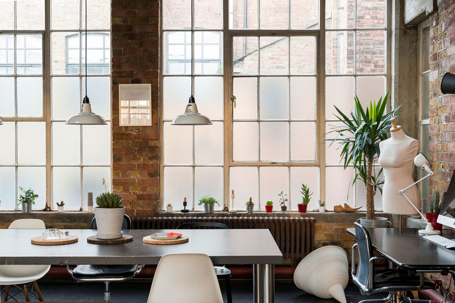 A home atop a London shoe factory lists for £900k - The Spaces