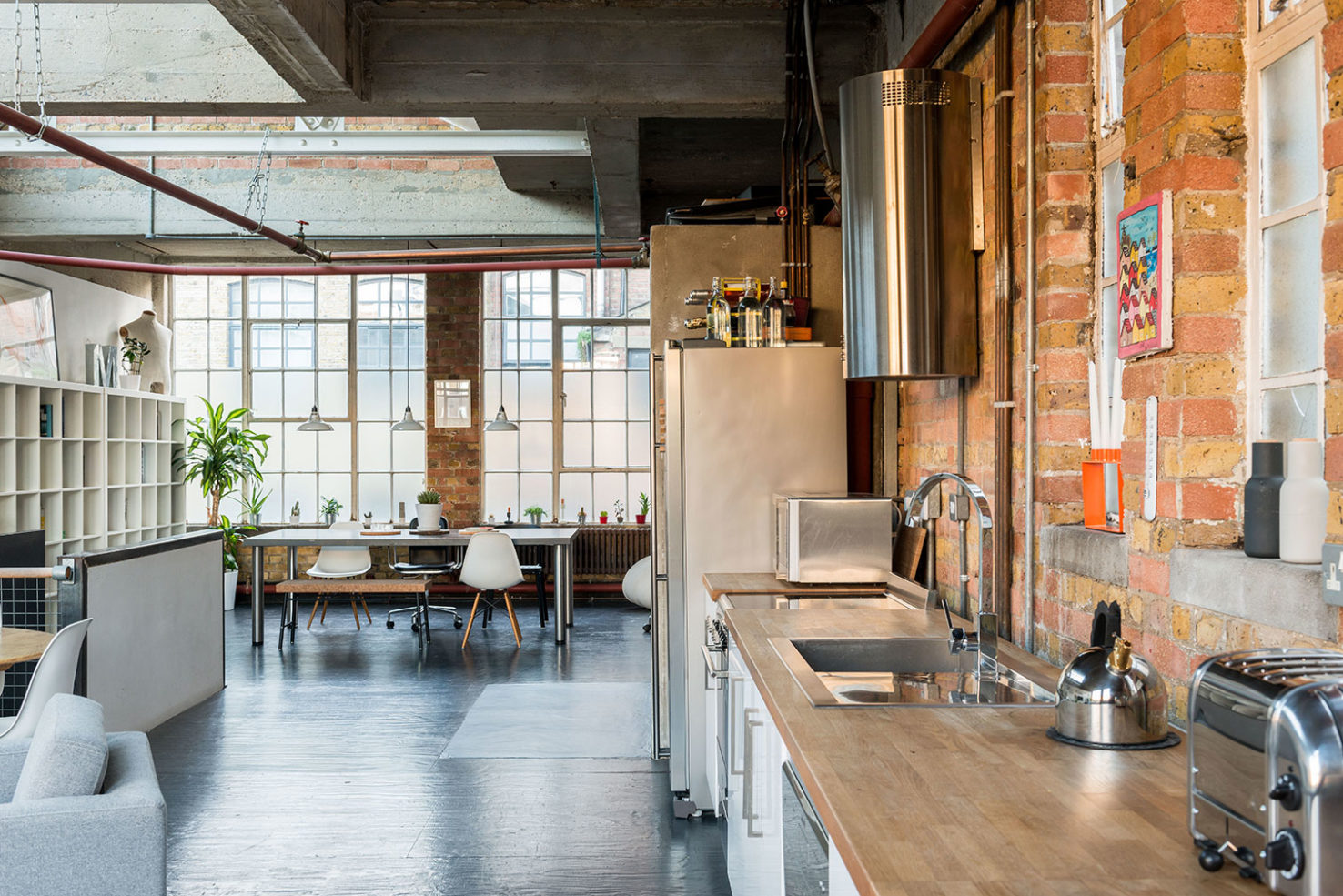 A home atop a London shoe factory lists for £900k - The Spaces