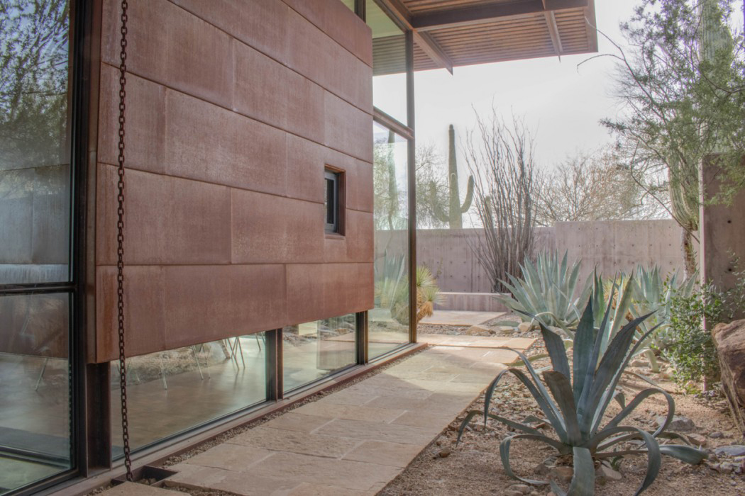 Arizona desert home by Lake|Flato Architects lists for $2.7m - The Spaces