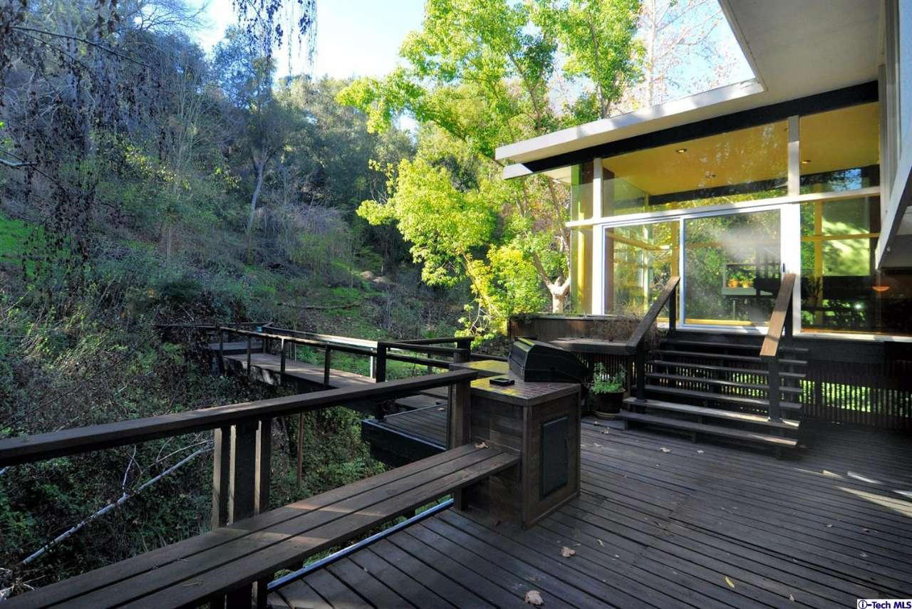 Midcentury fixer-upper by Boyd Georgi hits the market in LA for $1.4m