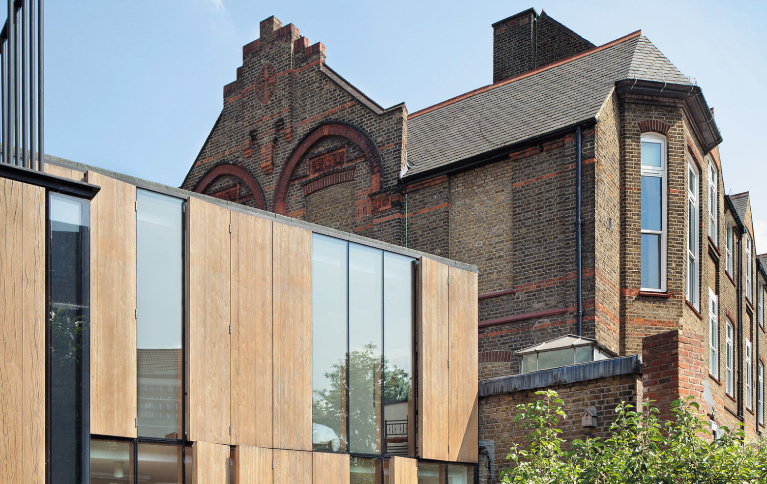 How to blend old and new architecture - The Spaces