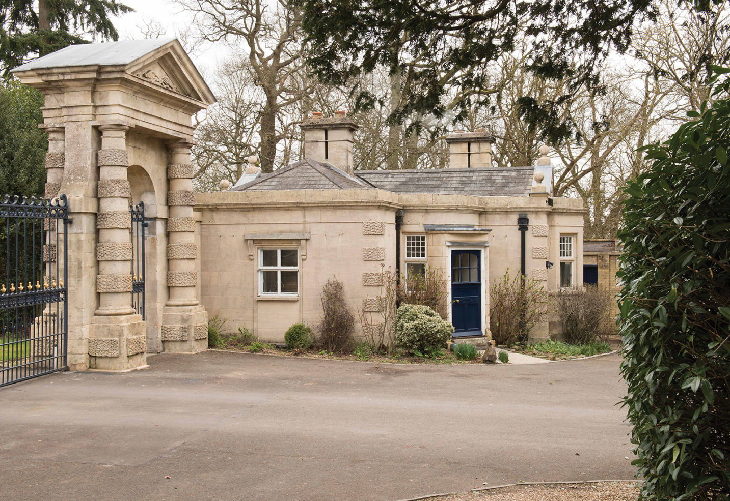 Benham Park country house is seeking a new owner for £26m