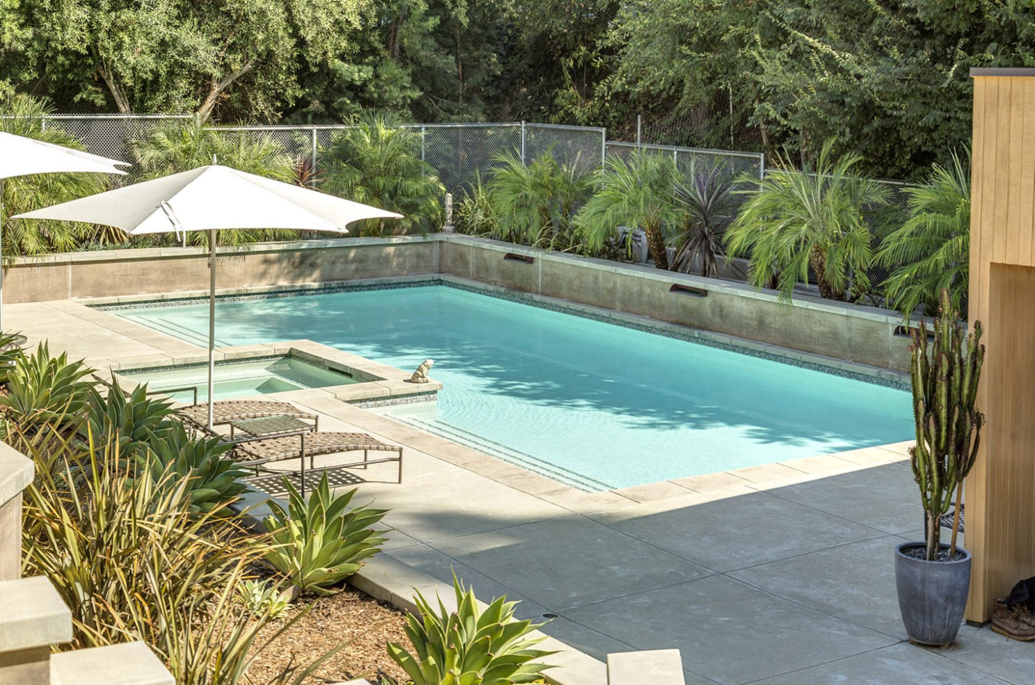 Case Study House 10 hits the market in Pasadena for $3m