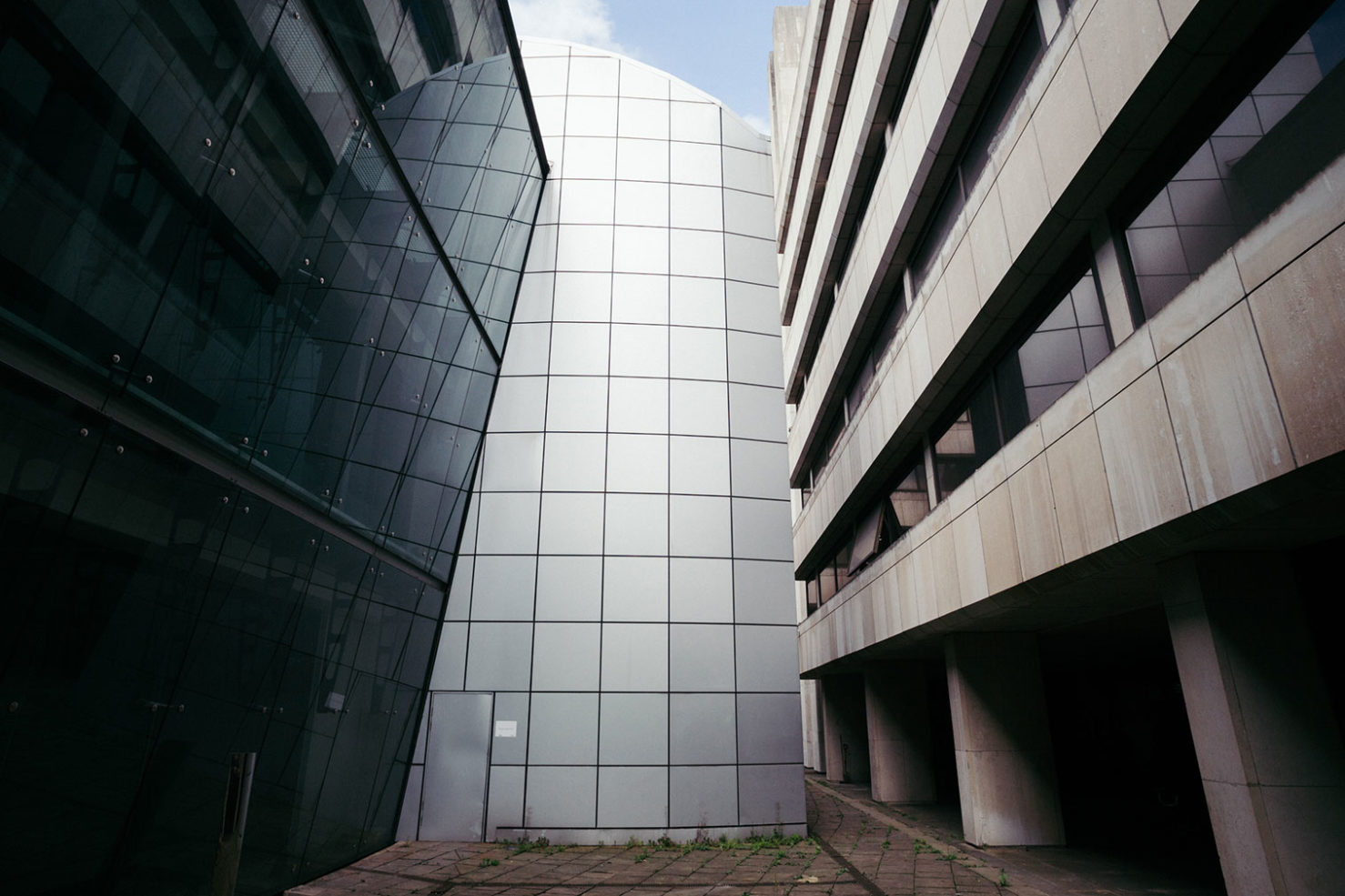 Ryoji Ikeda and Anish Kapoor animate Store Studios at London’s 180 The ...