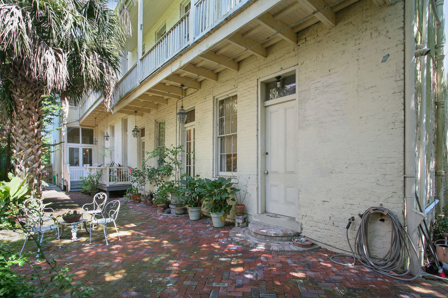 Novelist Louis Edwards’s New Orleans home celebrates Creole design ...